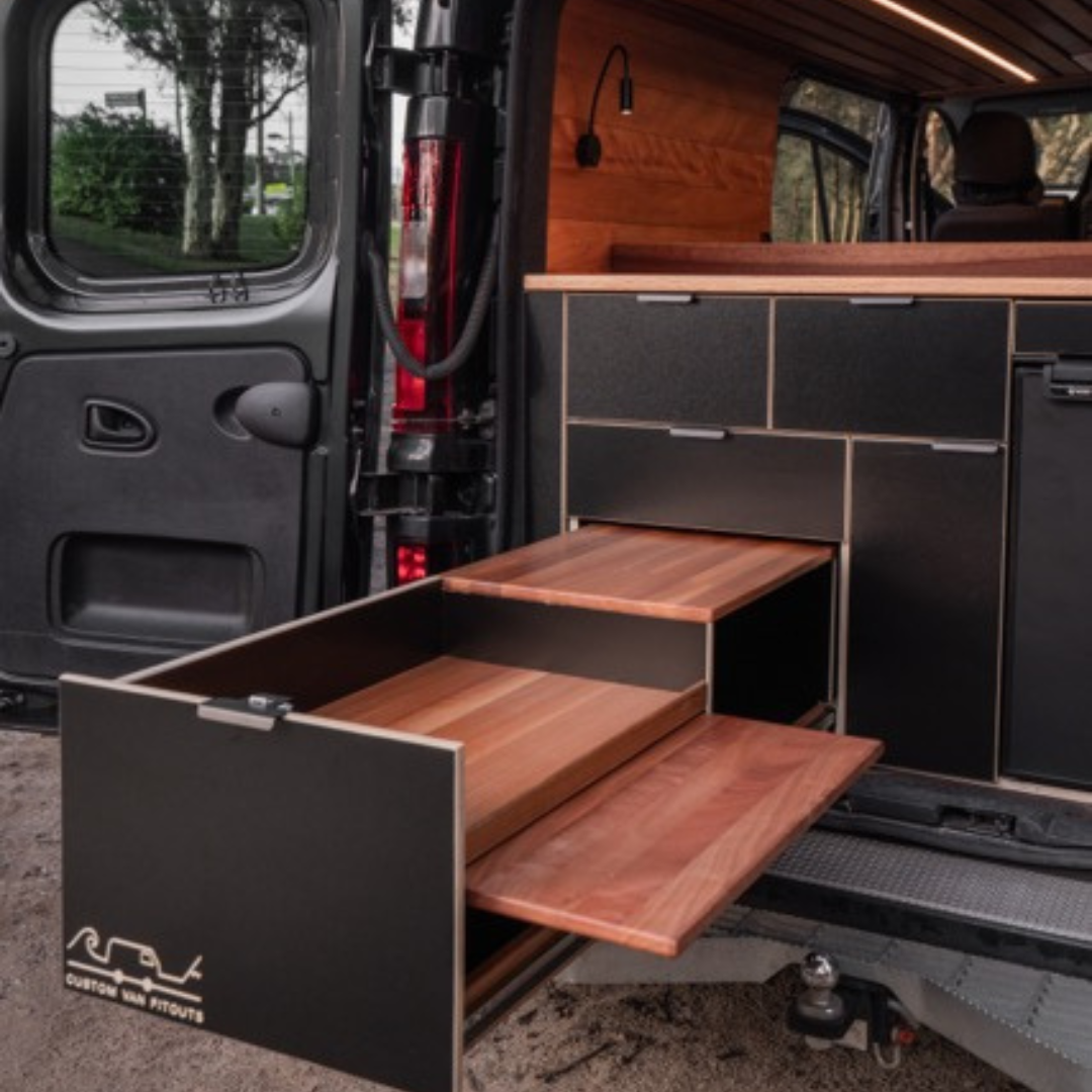 2023 Renault Trafic Custom Van Project – Custom Van Fitouts