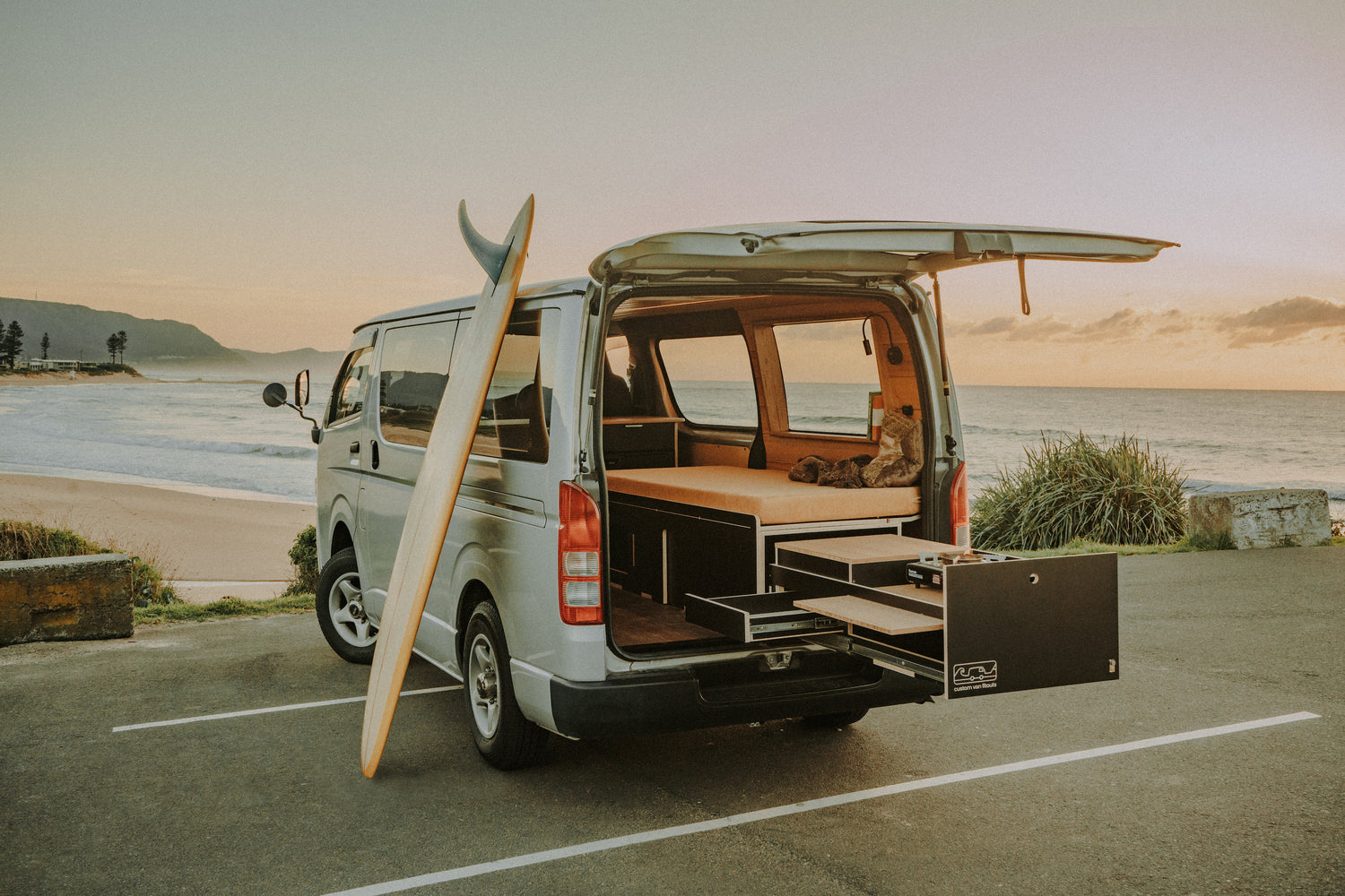 2016 Toyota Hiace 4x4 Custom Project – Custom Van Fitouts