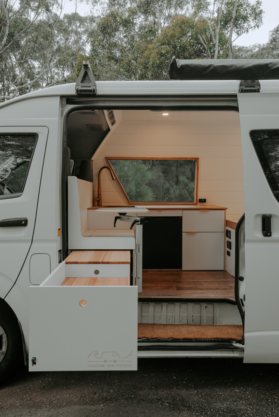 2014 Toyota Hiace SLWB Project – Custom Van Fitouts
